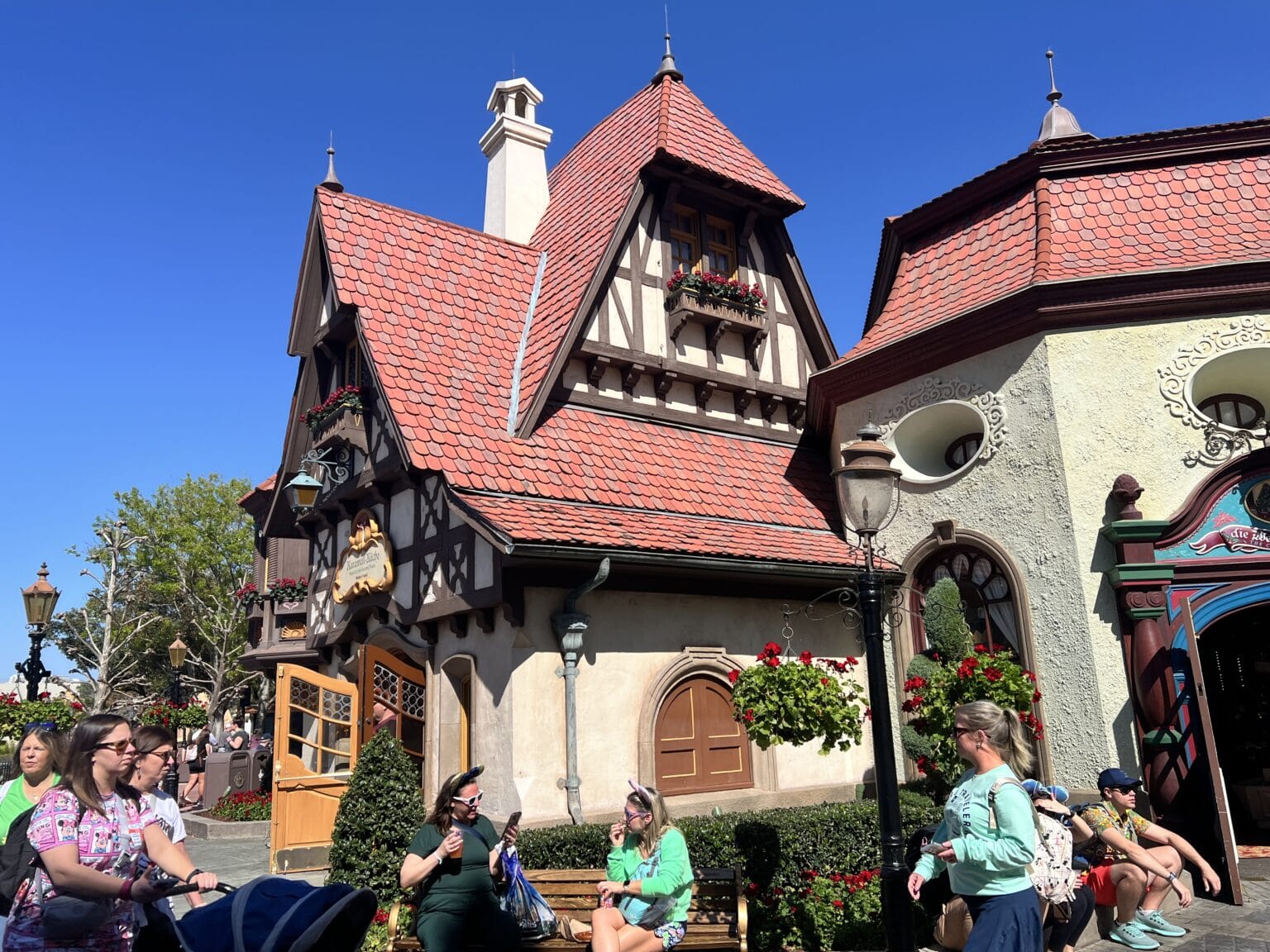 The BEST Drinks and Snacks from the Germany Pavilion (Drinking Around ...