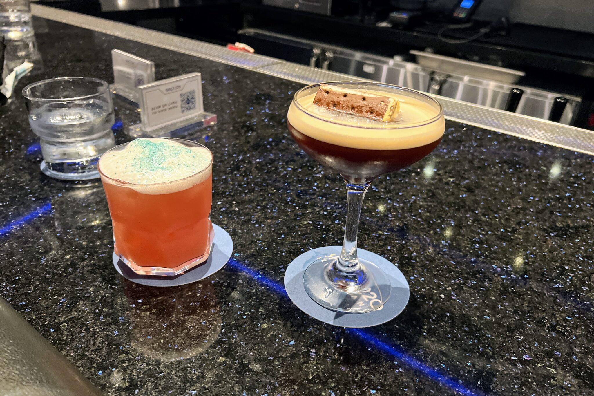 The 5 BEST Bars in EPCOT
