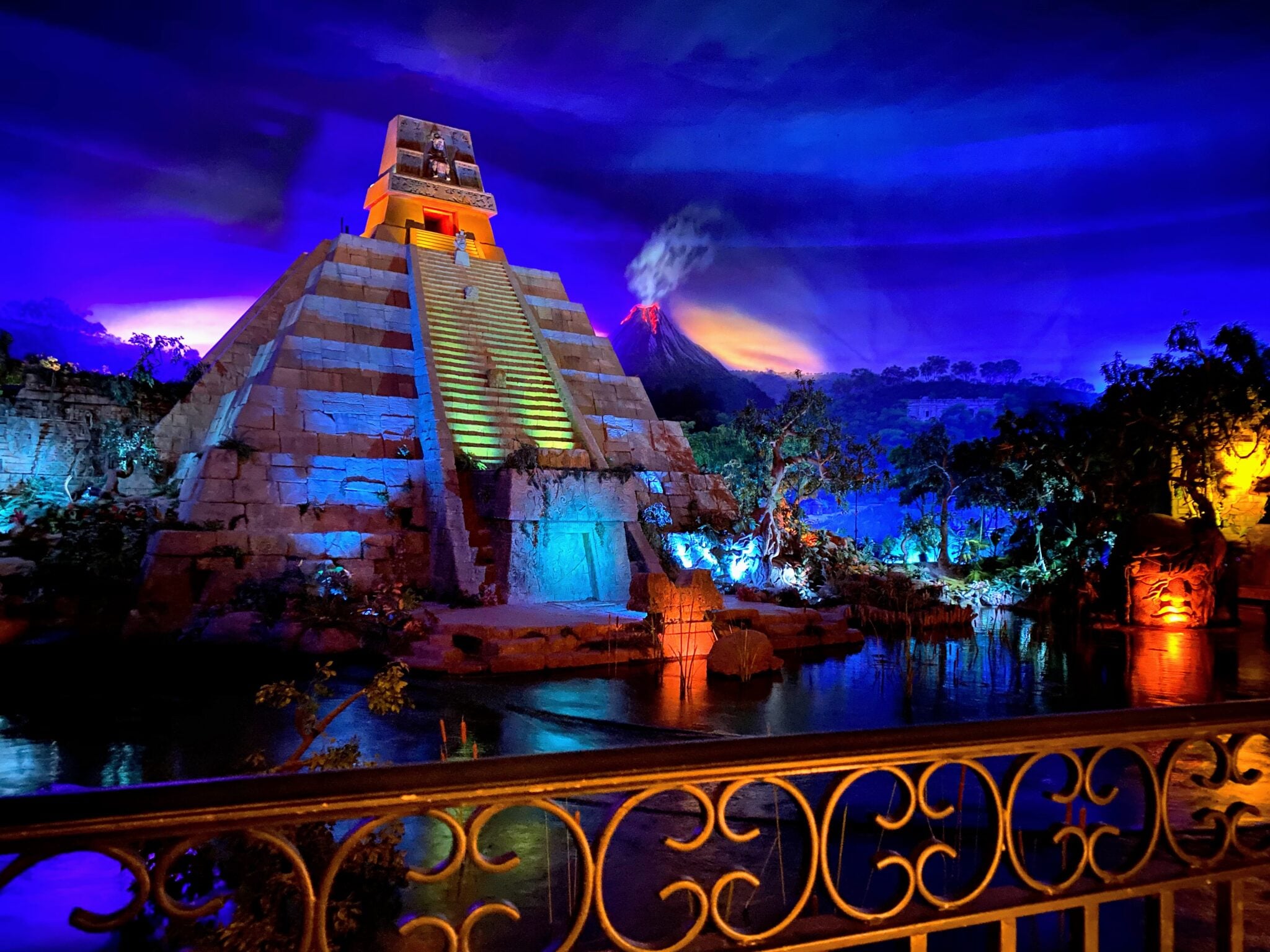 The Ultimate EPCOT One-Day Itinerary for Adults