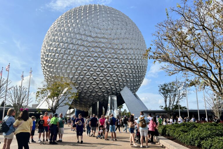 The Ultimate EPCOT One-Day Itinerary for Adults