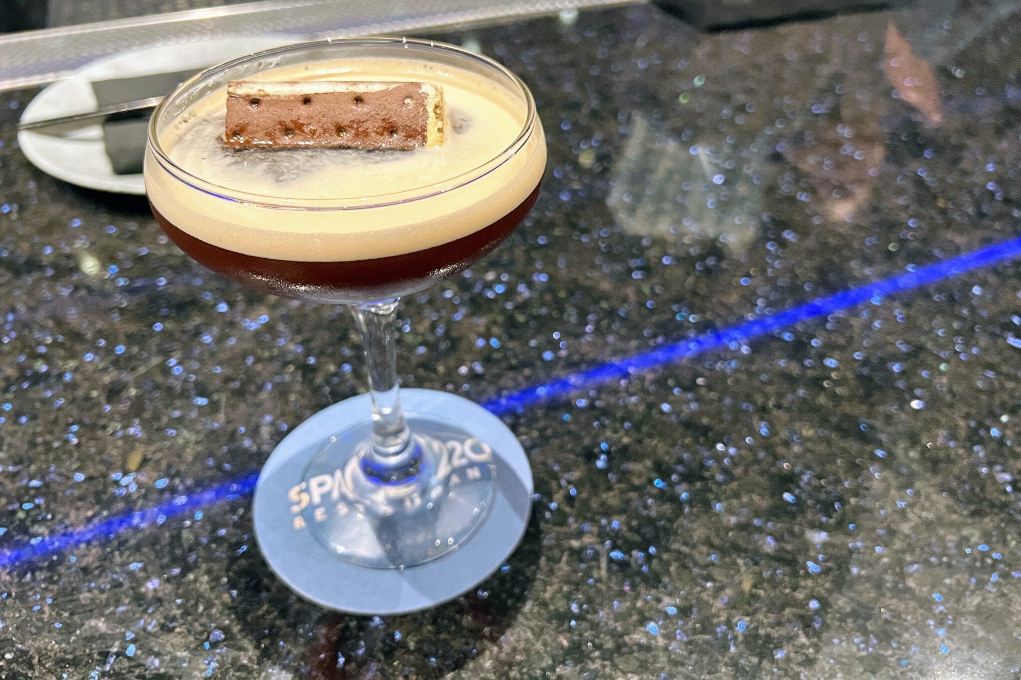 The BEST drinks in EPCOT (With Prices!) | Drinking Around the World