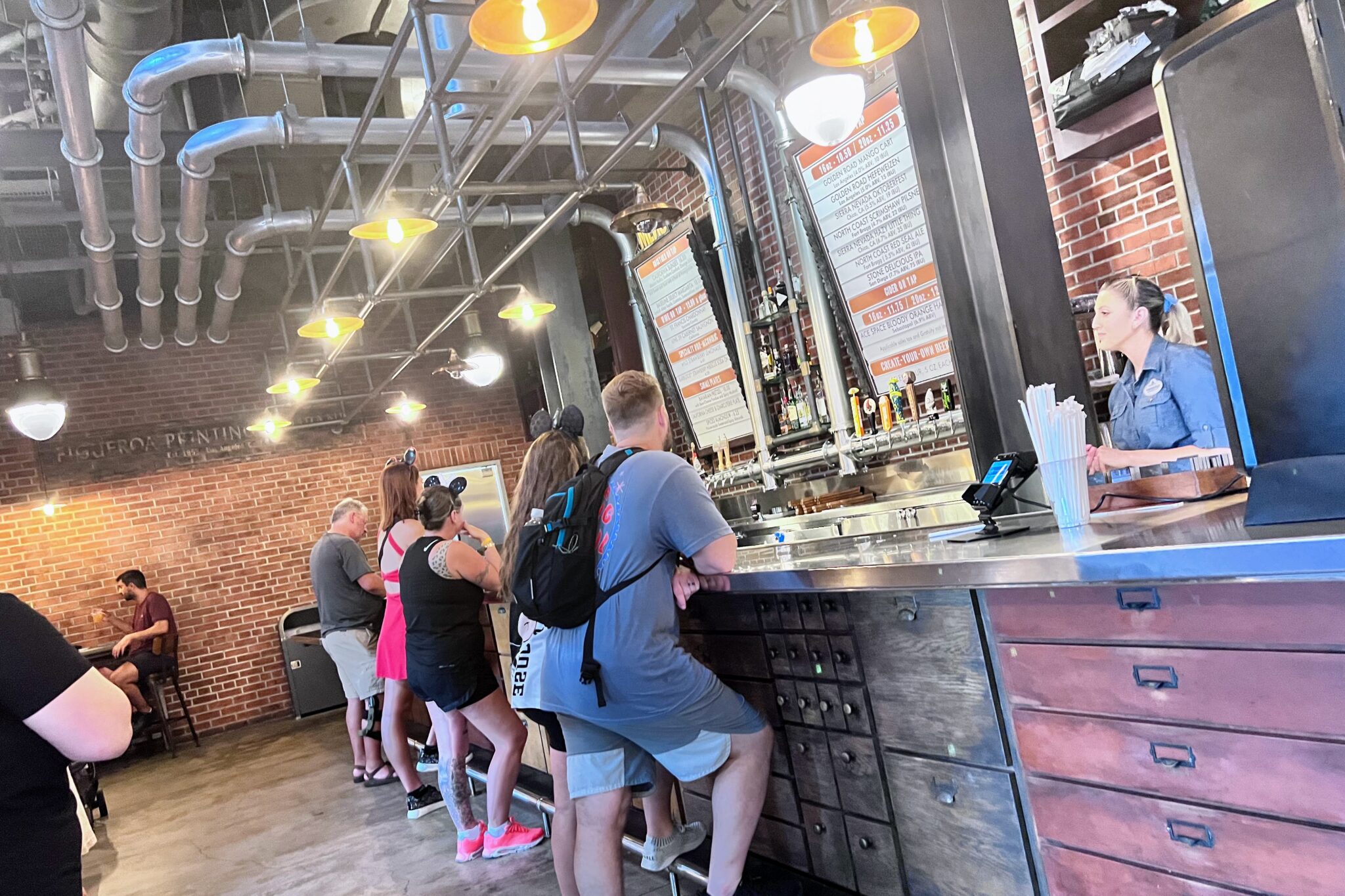 BaseLine Tap House Review: The Best Bar at Hollywood Studios