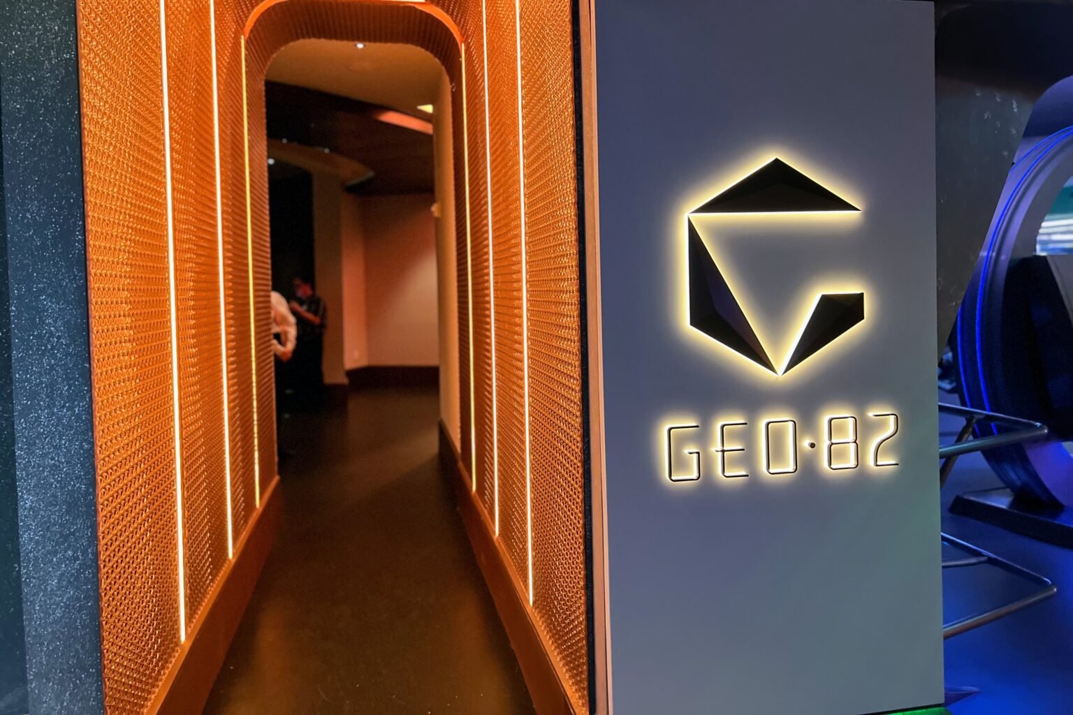 GEO-82 Lounge at EPCOT: Full Review, Menu, & How to Book