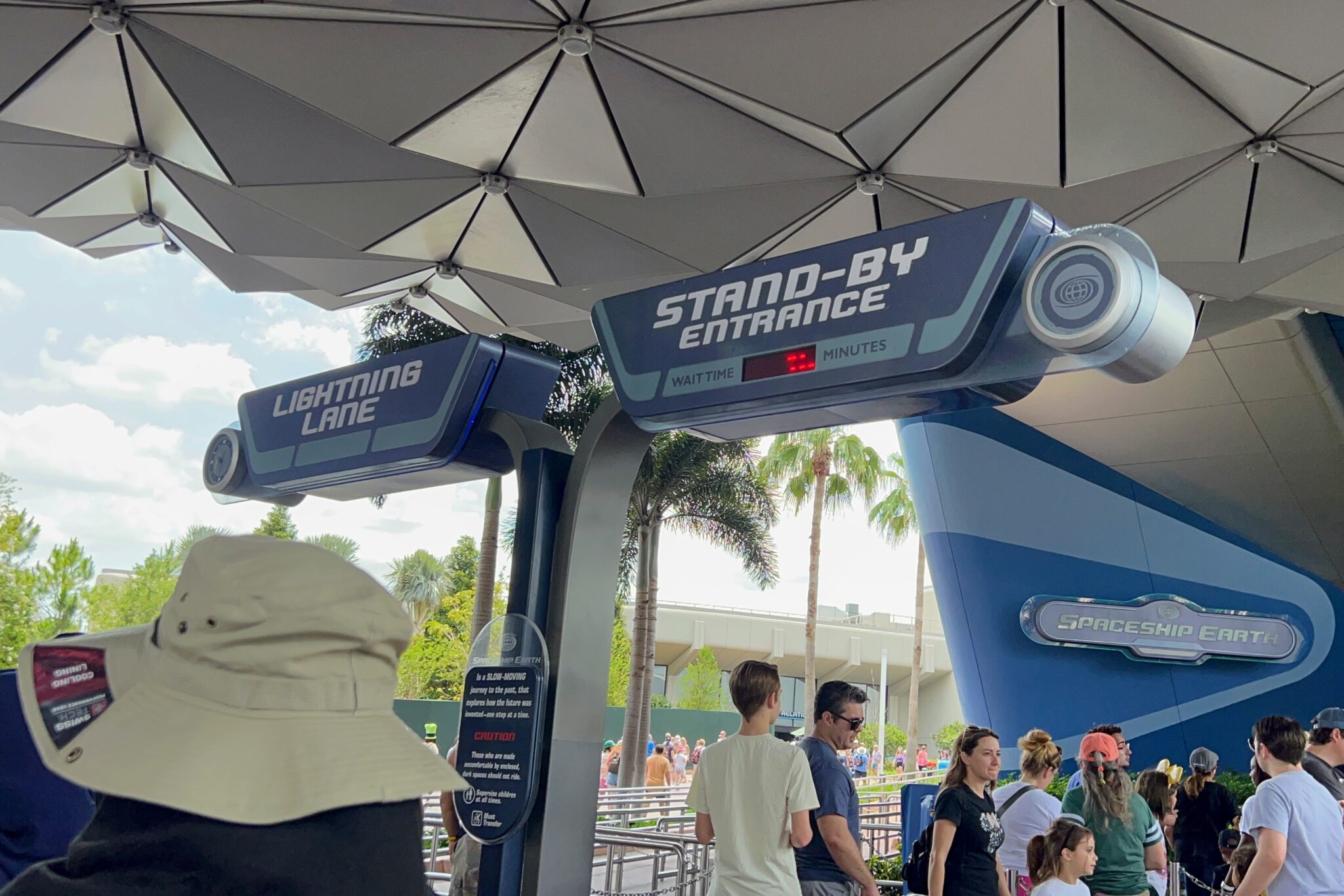 EPCOT Lightning Lane Strategy 2025: Best Rides, Tiers & Tips for Adults